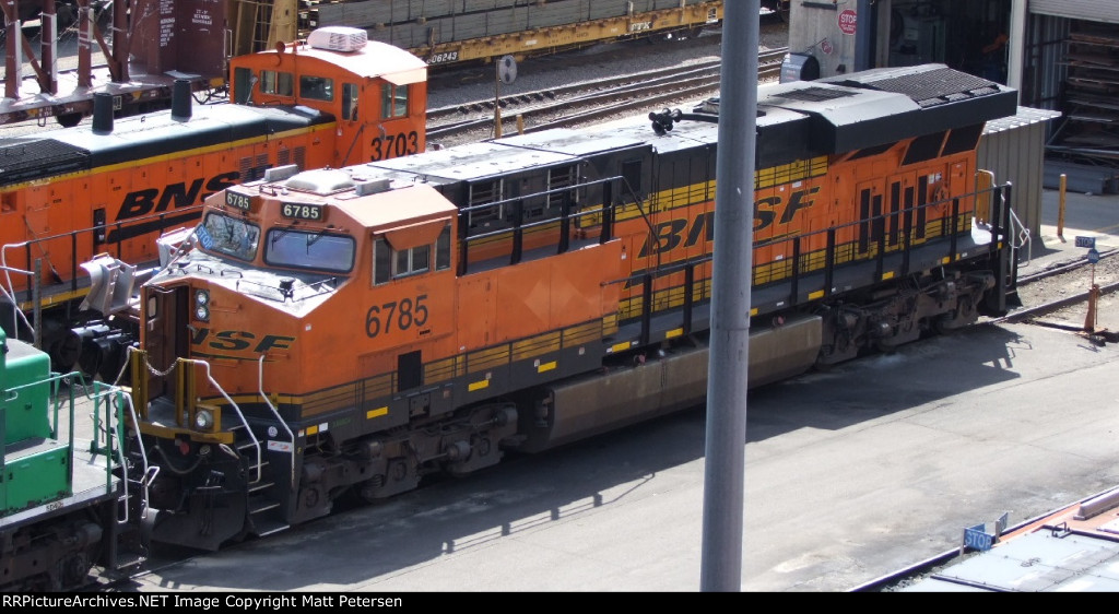 BNSF 6785